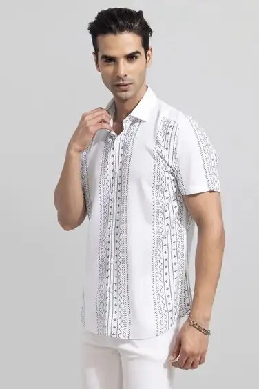 Upto 85% Off On Snitch Clothing | Desidime